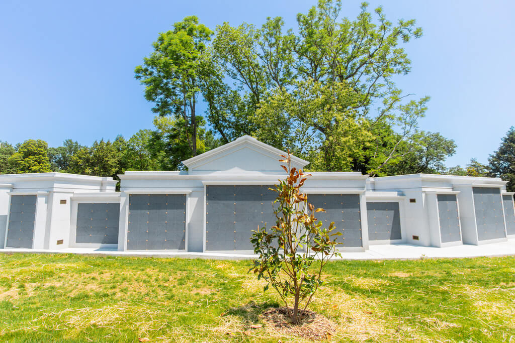Cave Hill Cemetery - Magnolia Mausoleum